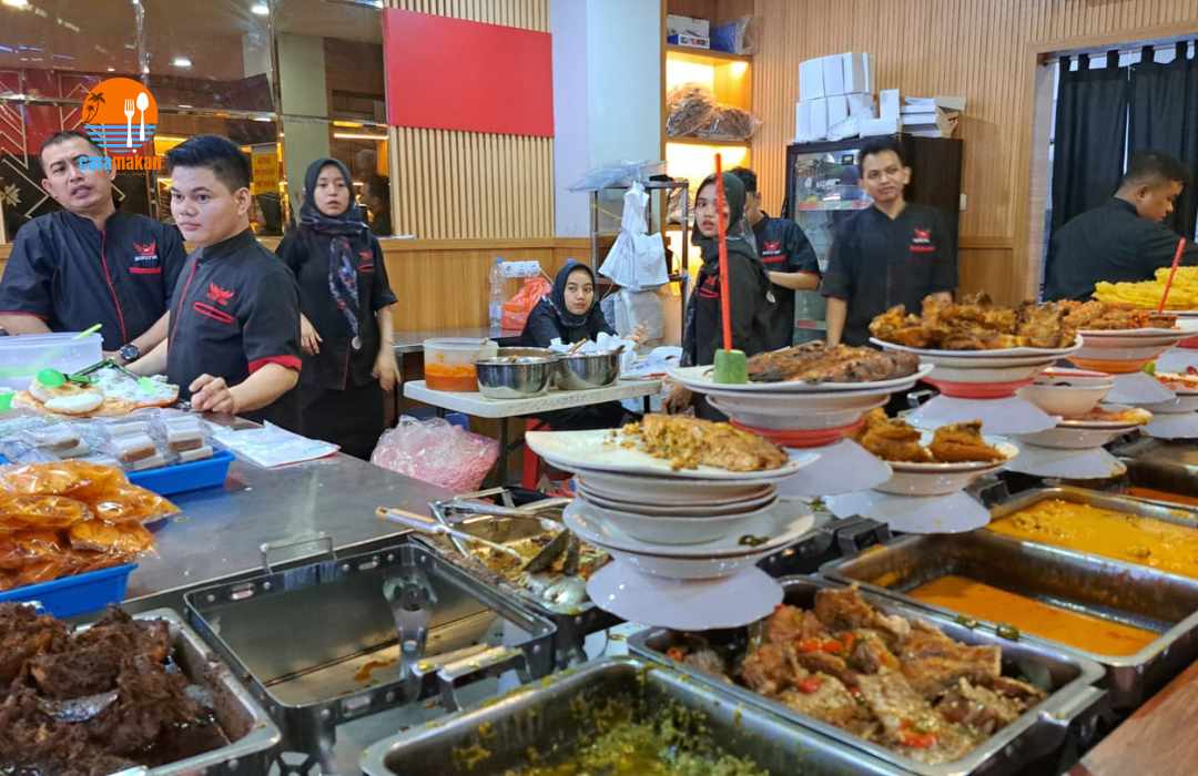 Bopet Mini Benhil: Surga Kuliner Padang Klasik yang Tetap Eksis Sejak ...